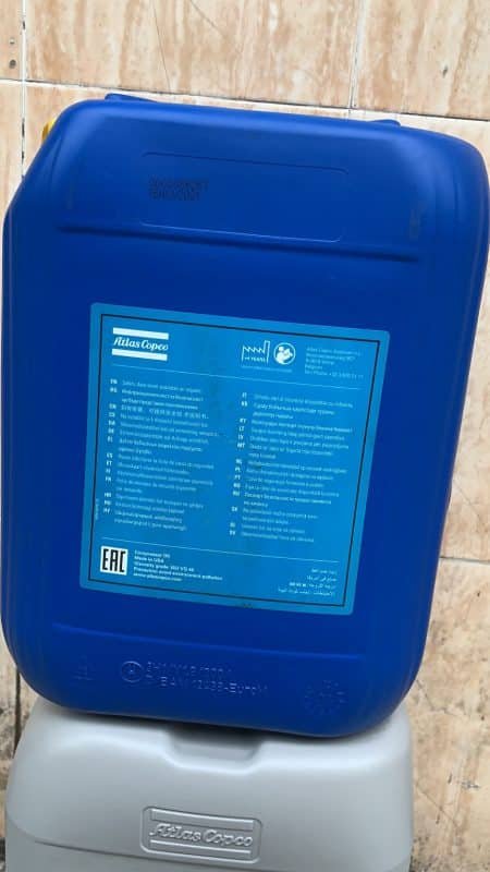 1615595900 Atlas Copco PAROIL M XTREME 20L Mineral-Based Oil